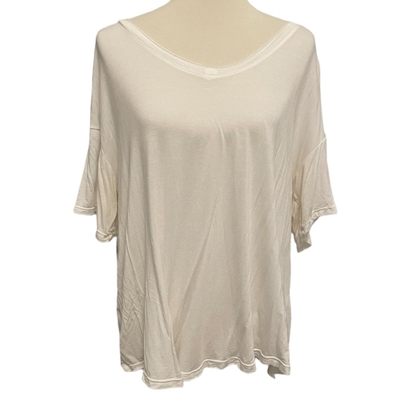 Abound | Tops | Abound White Soft Top | Poshmark